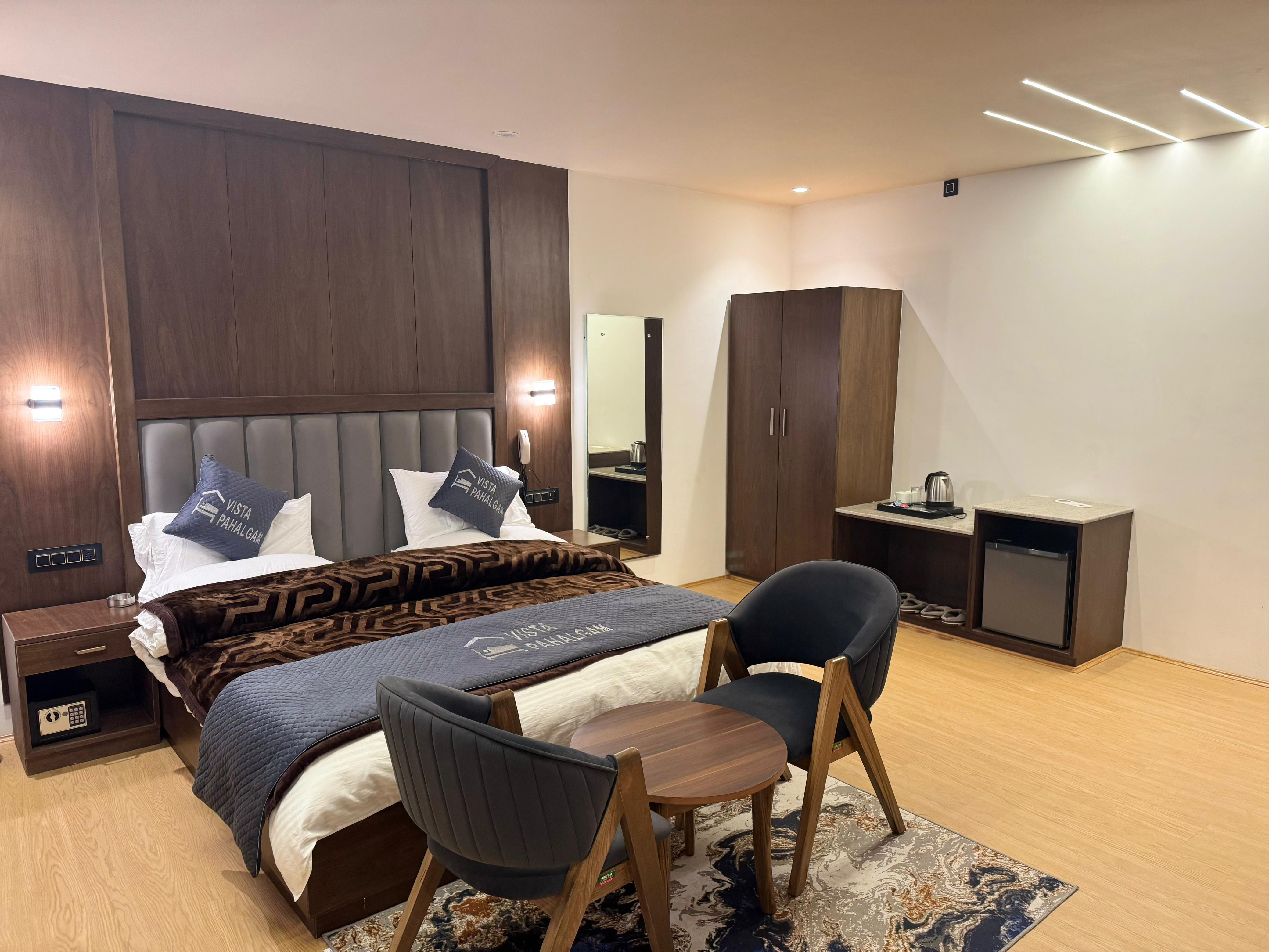 HOTEL RIVIERA By Mountview 헕헢헢헞 Pahalgam Hotel