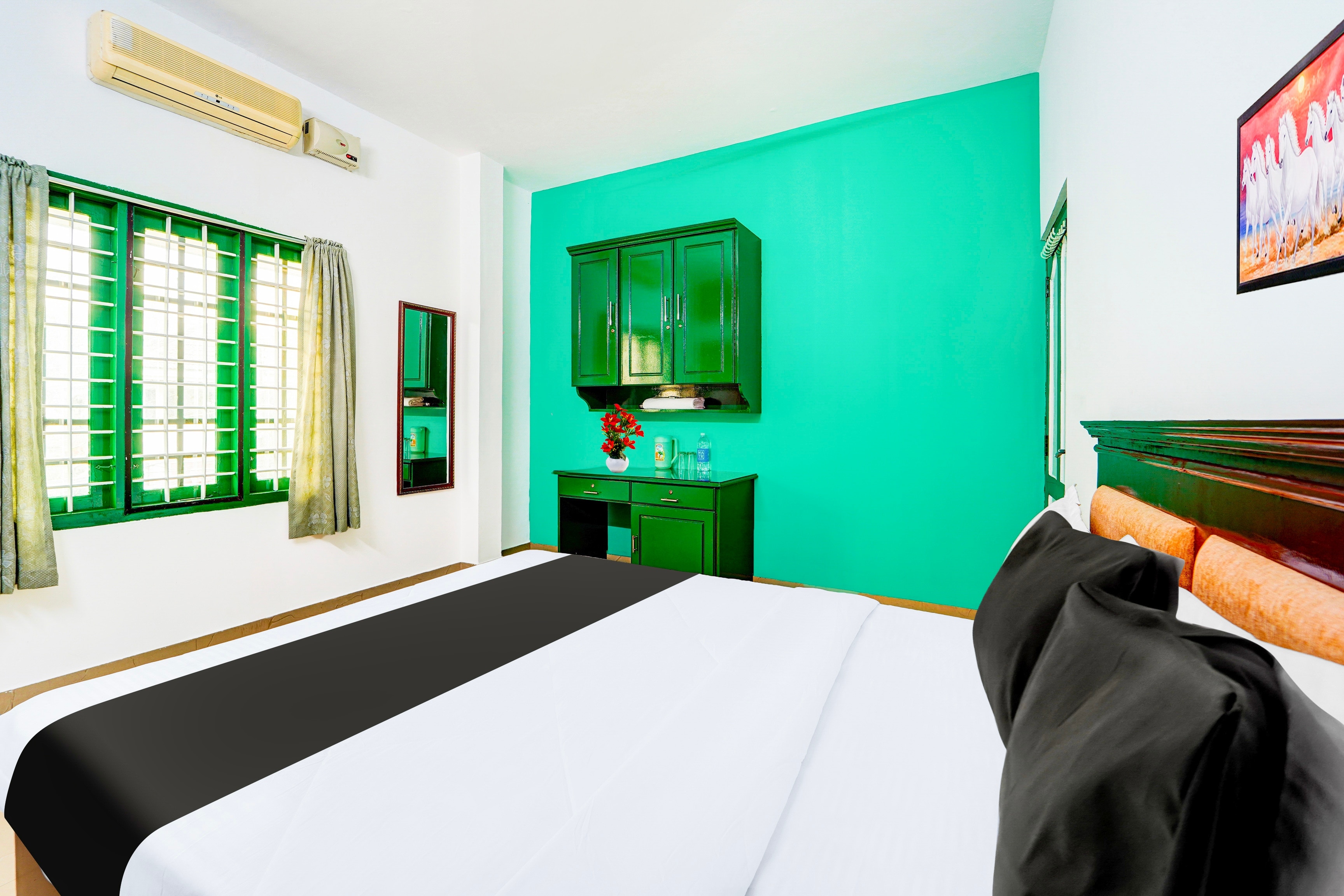 Super Hotel O Vennala Near Palarivattom Cochin - Reviews, Photos & Offer
