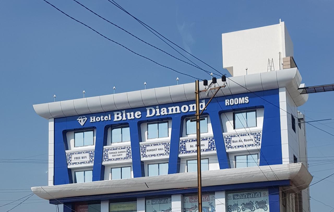 HOTEL BLUE DIAMOND 𝗕𝗢𝗢𝗞 Bardoli Hotel 𝘄𝗶𝘁𝗵 ₹𝟬 𝗣𝗔𝗬𝗠𝗘𝗡𝗧