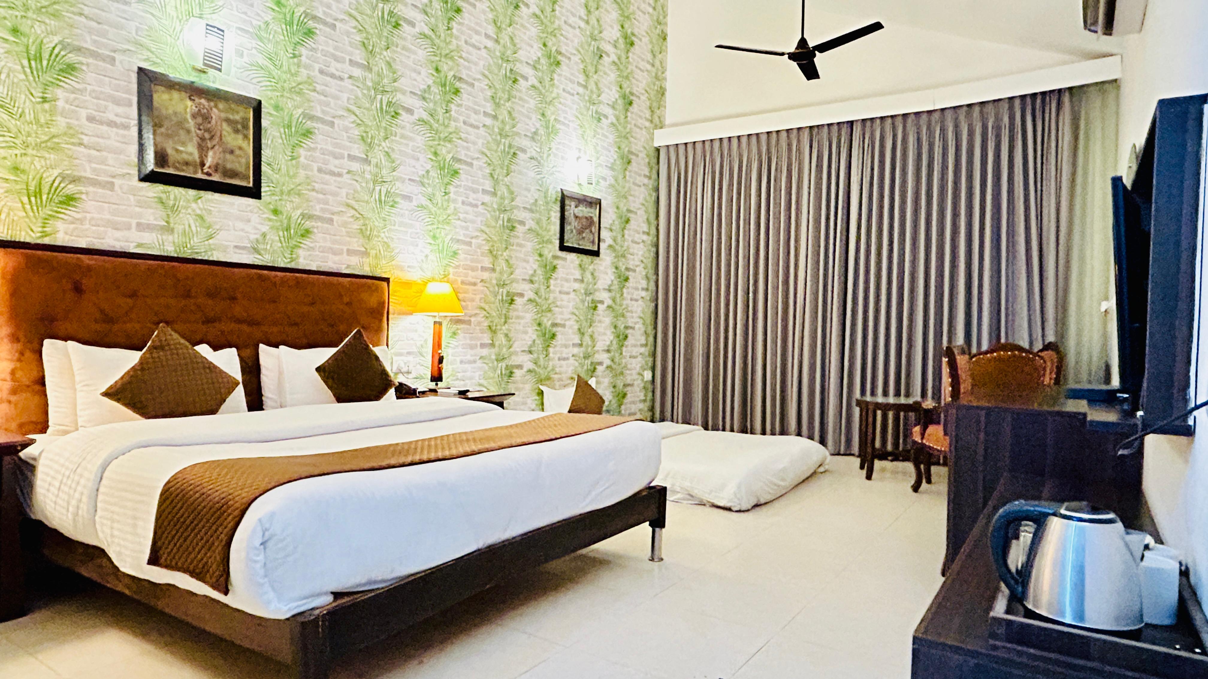 Click Resort Corbett, Tiger Den 𝗕𝗢𝗢𝗞 Jim Corbett (Ramnagar) Resort 𝘄𝗶𝘁𝗵 ...