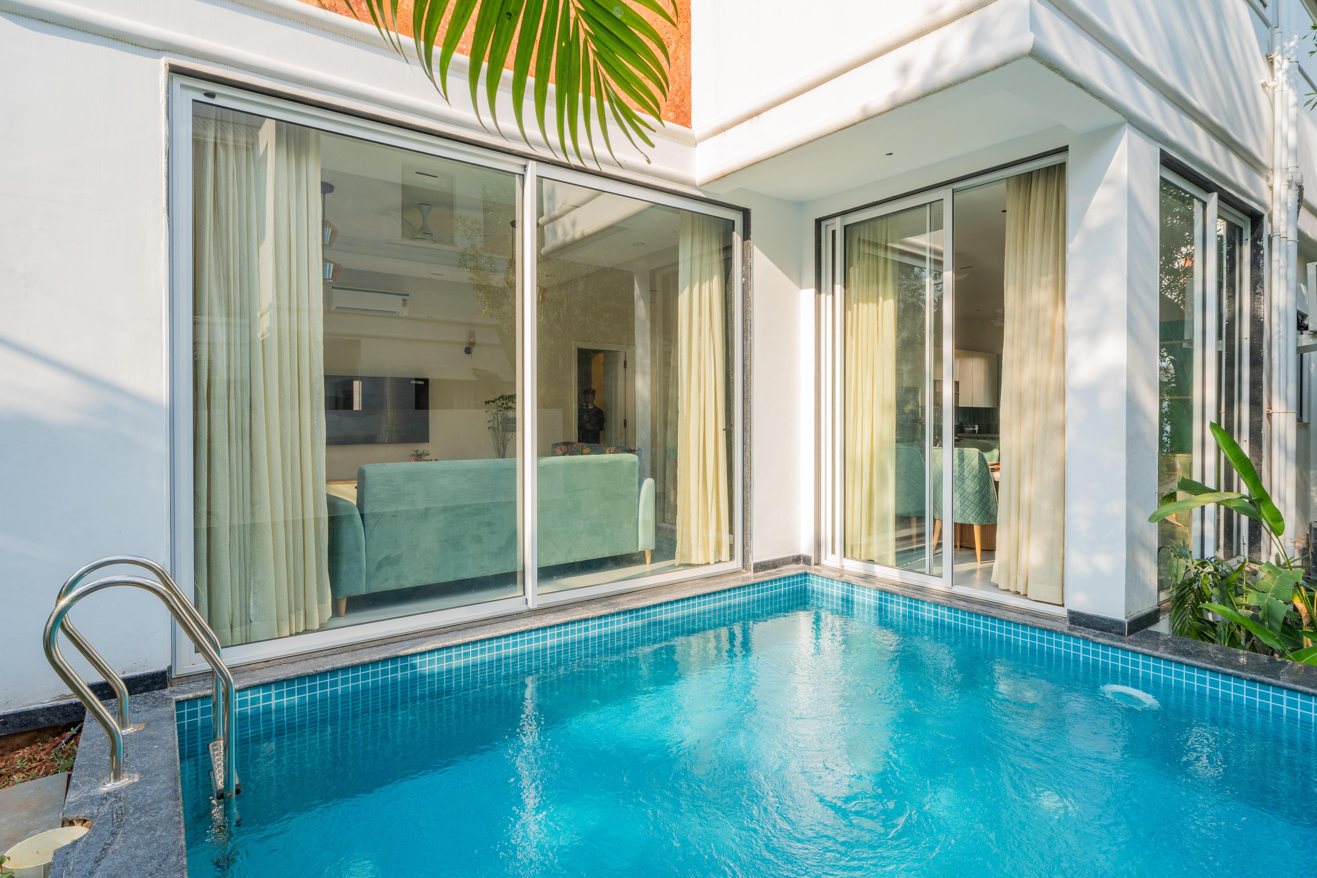 ELIVAAS Laguna Aurelia Luxe 4 BHK Villa Near Popular Beaches With Pool & Garden Hotel Goa ...