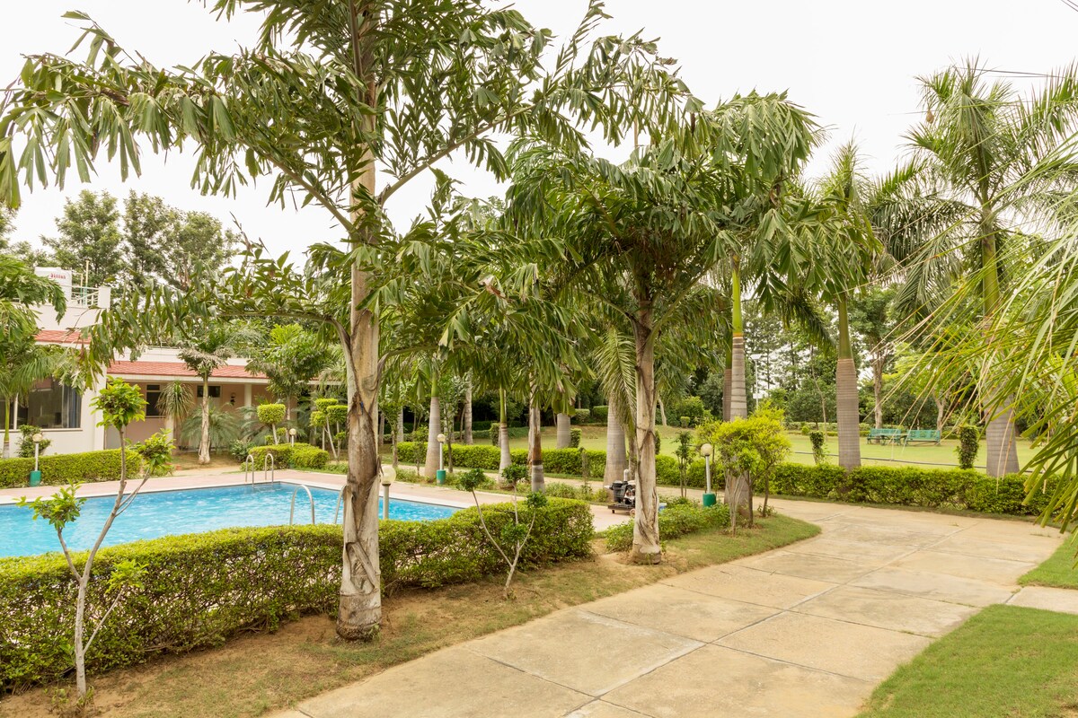Beri Farm | A Luxury Natural Haven in Manesar 𝗕𝗢𝗢𝗞 Manesar Farm House ...