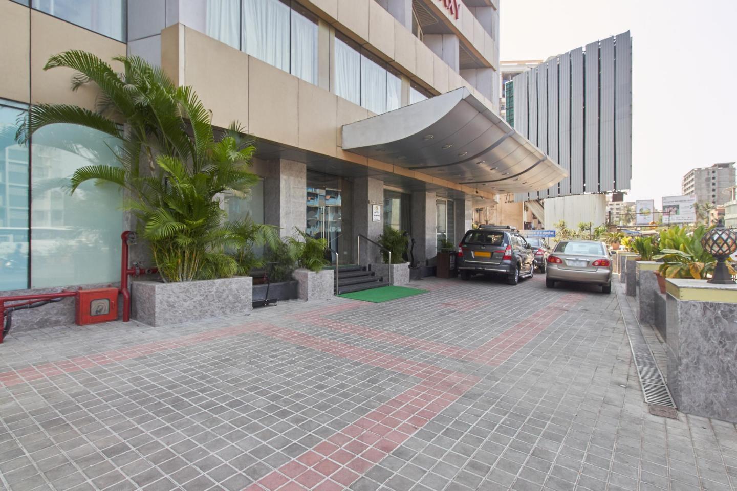 Suba Galaxy Best Rates on Mumbai Hotel Deals, Reviews & Photos
