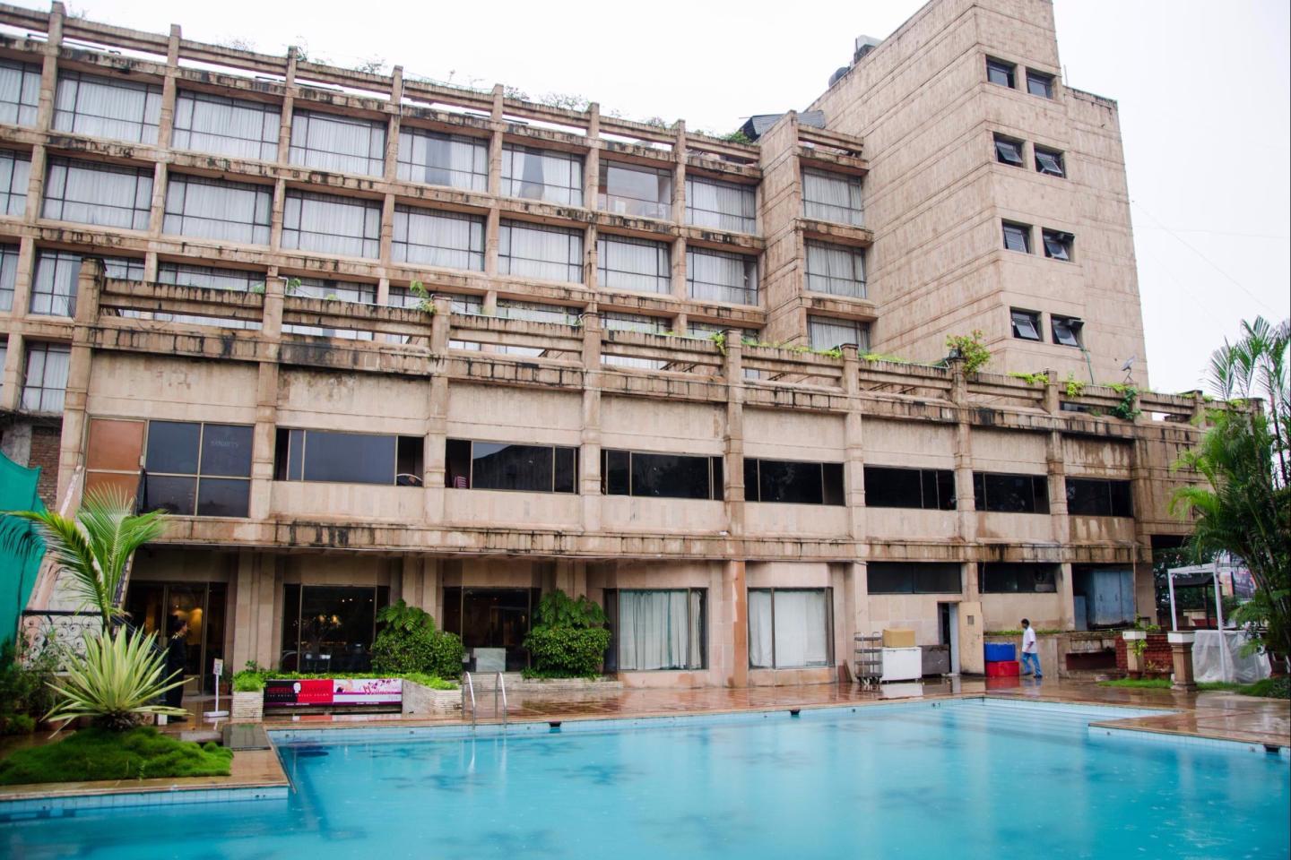 Tuli International Best Rates on Nagpur Hotel Deals, Reviews & Photos