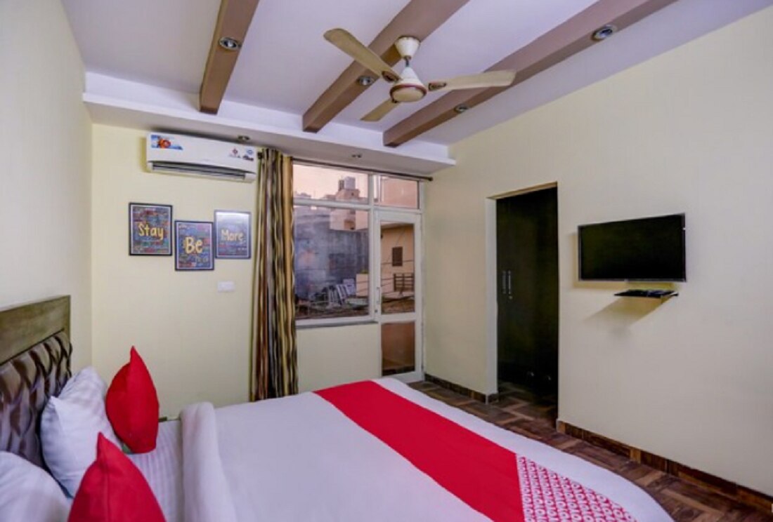 Parth Residency By WB Inn Hotel Gurgaon - Reviews, Photos & Offer