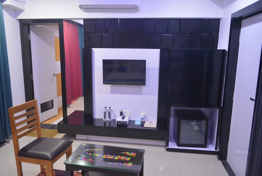 RAINBOW RESORT Diu INR 379 OFF ( ̶2̶6̶0̶0̶ ) Resort Price, Address ...