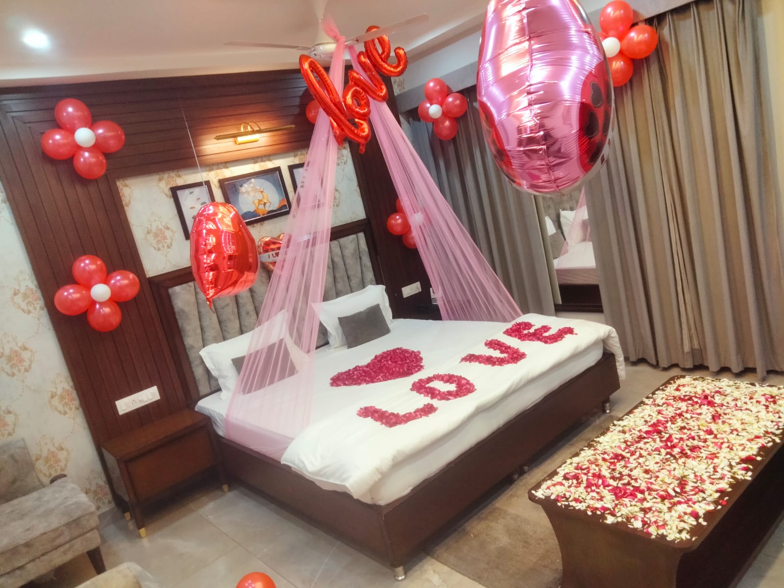 RATAN MAHAL 𝗕𝗢𝗢𝗞 Ratangarh Resort