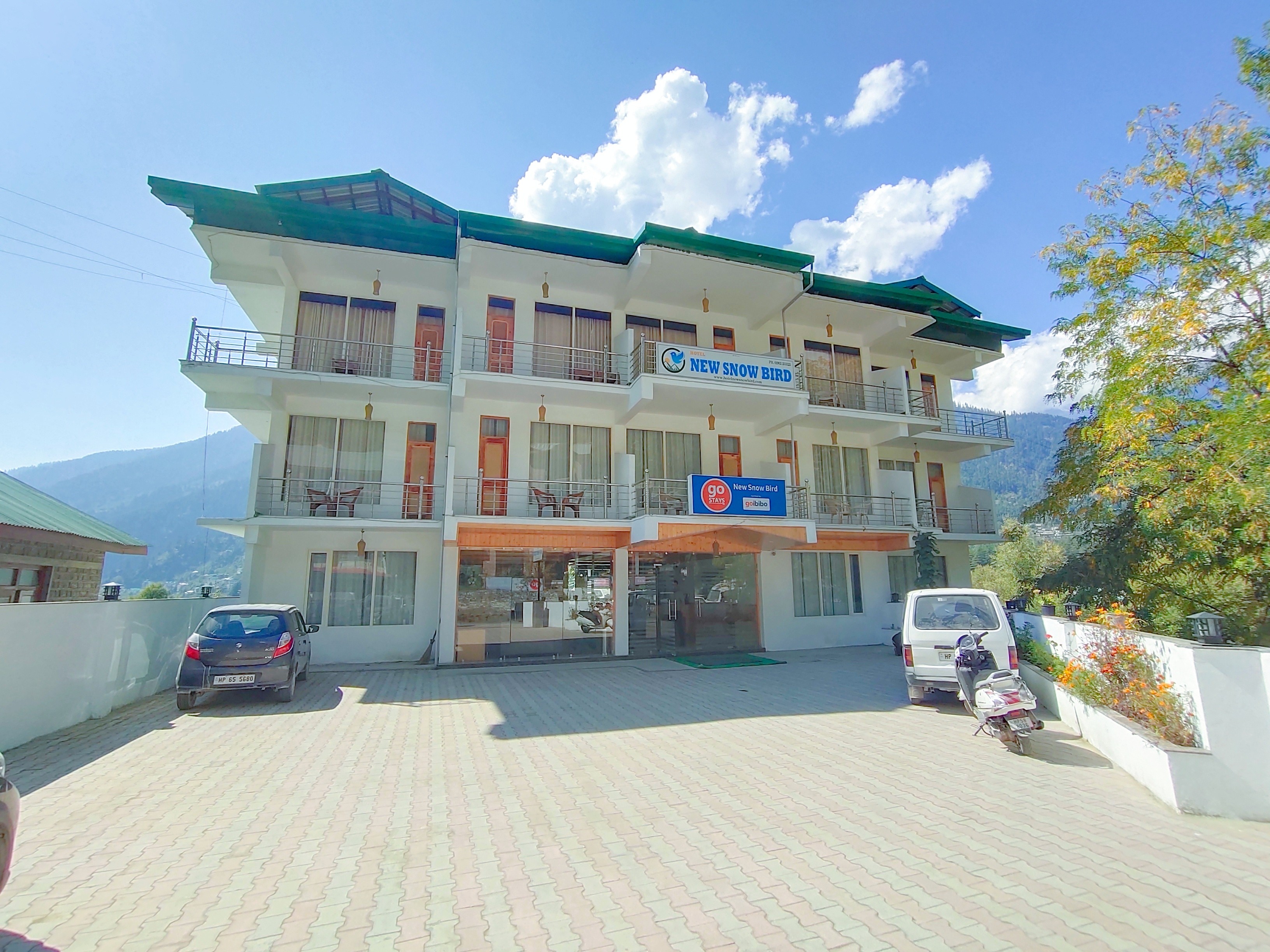 Mars Resorts Best Rates on Manali Hotel Deals, Reviews & Photos