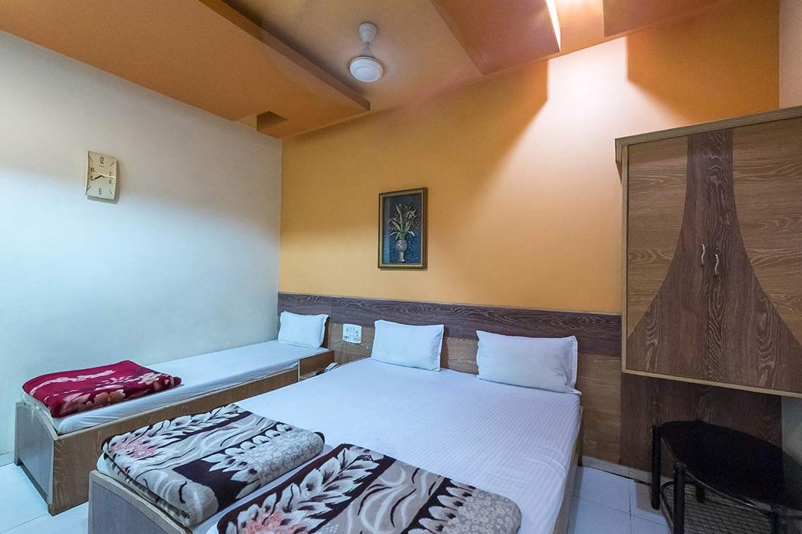 Hotel silver Palace Jalgaon - INR 623 OFF ( ̶2̶4̶9̶5̶ ) Deal Hotel HD ...