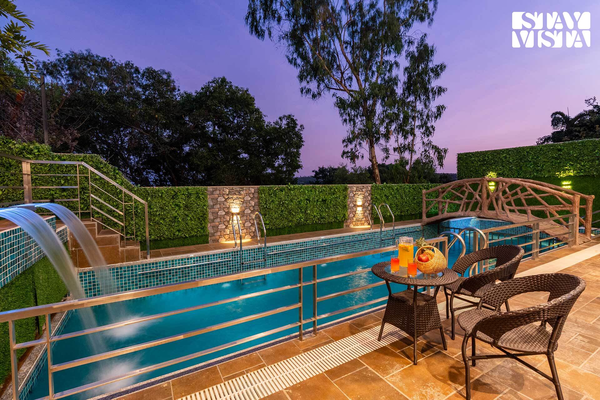 StayVista at Sunflower Villa 𝗕𝗢𝗢𝗞 Mahabaleshwar Villa 𝘄𝗶𝘁𝗵 𝗙𝗥𝗘𝗘 ...