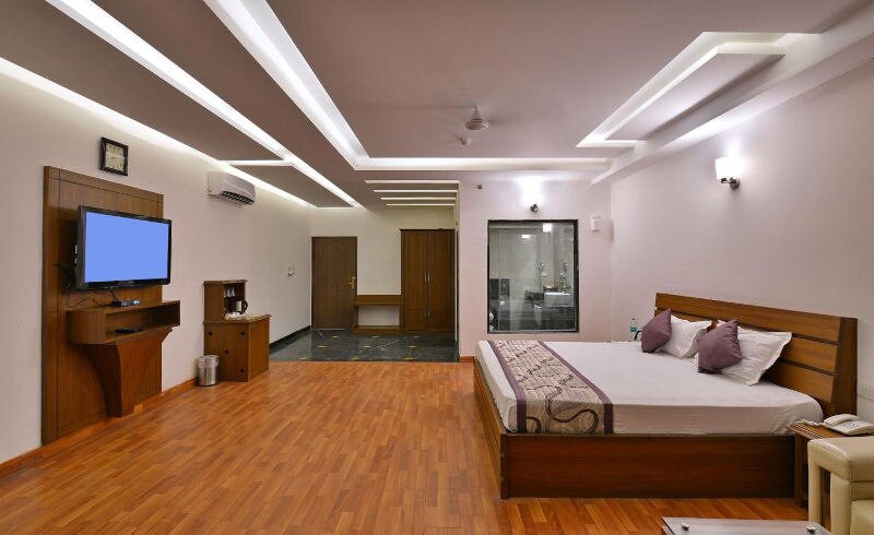 Grand View Resort Best Rates on Nahan Hotel Deals, Reviews & Photos