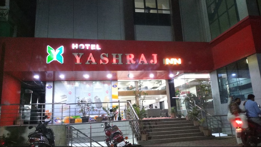 Hotel Yashraj Inn Lodging 𝗕𝗢𝗢𝗞 Beed Hotel 𝘄𝗶𝘁𝗵 ₹𝟬 𝗣𝗔𝗬𝗠𝗘𝗡𝗧
