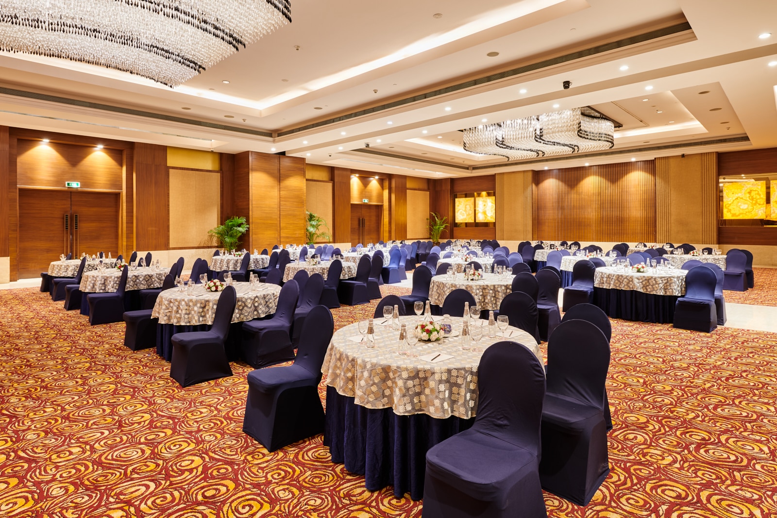 The LaLiT New Delhi Delhi Hotel Price, Address & Reviews