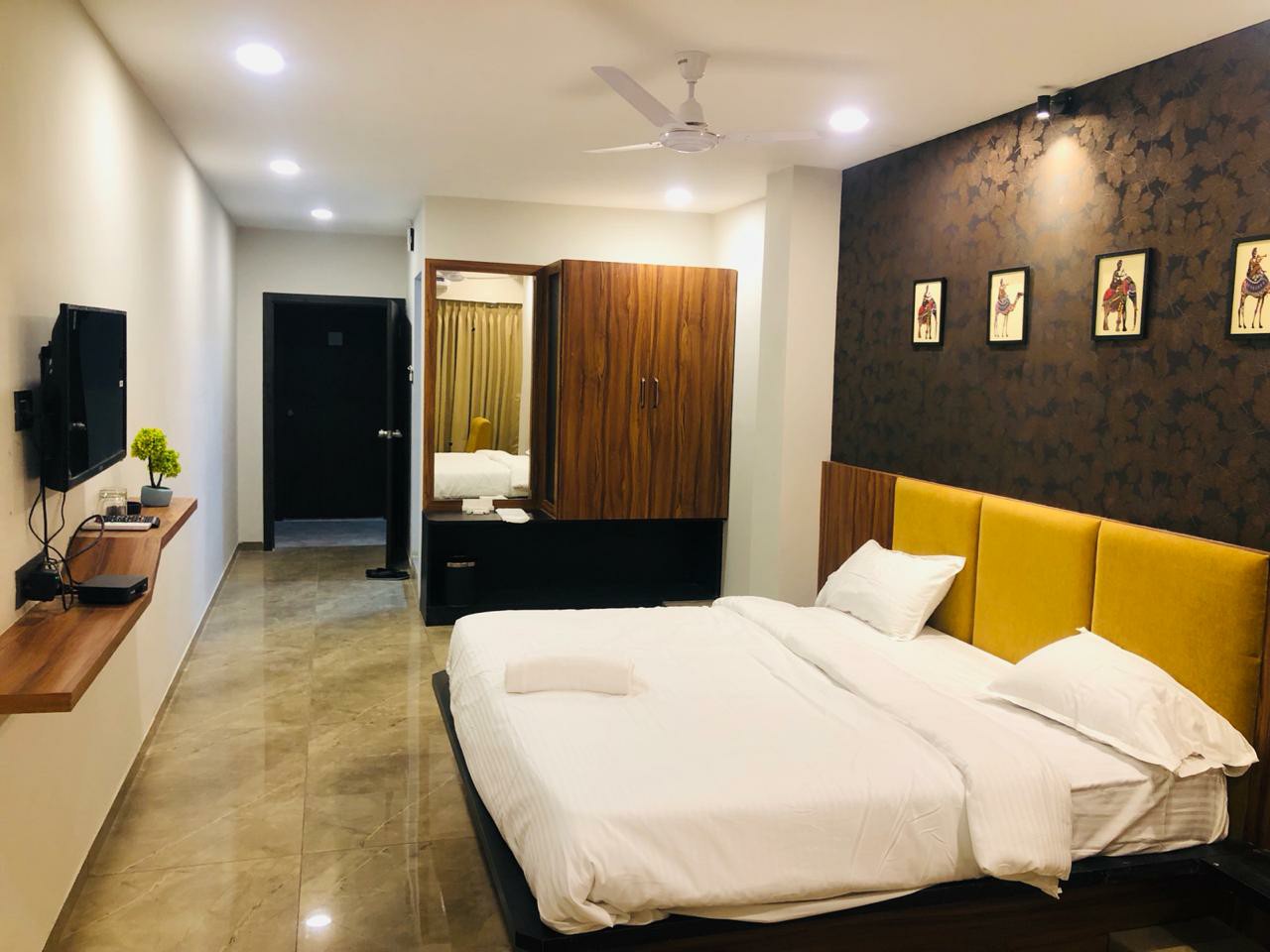 The Grand Unity Rajpipla INR 328 OFF ( ̶2̶6̶0̶0̶ ) Hotel Price, Address ...