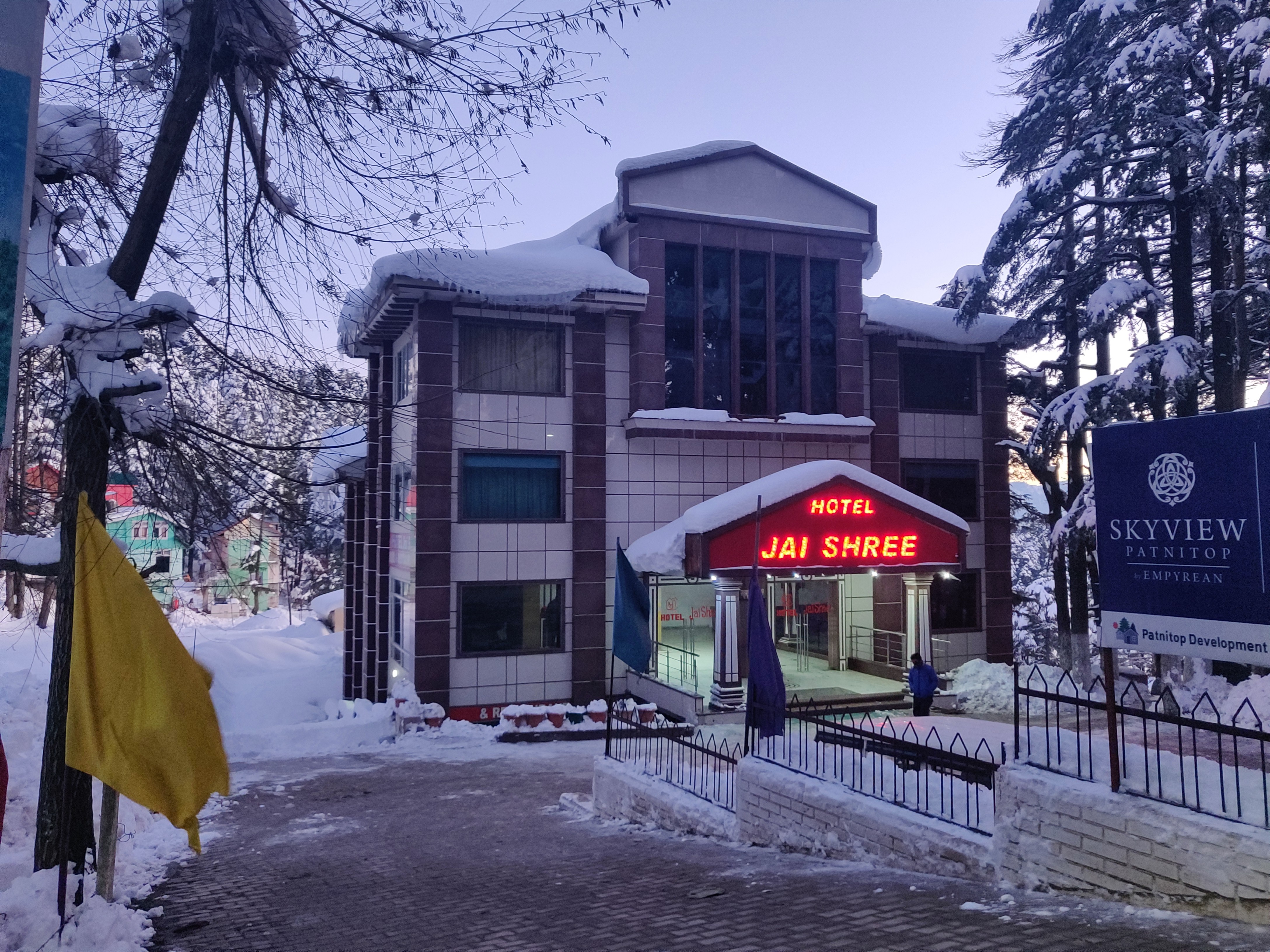 Best Time to Visit in Patnitop | Temperature, Weather & Seasons