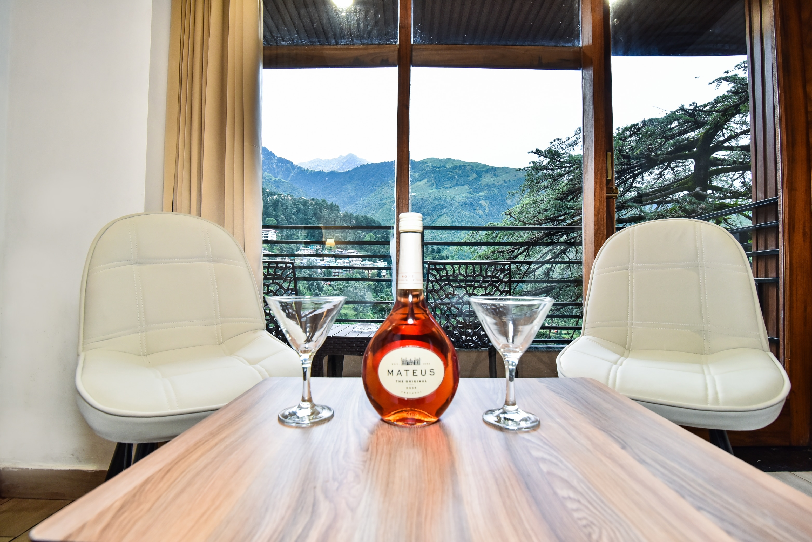 LA Riqueza Koala Inn Mcleod Ganj - Near to Dalai Lama Temple & Mall ...