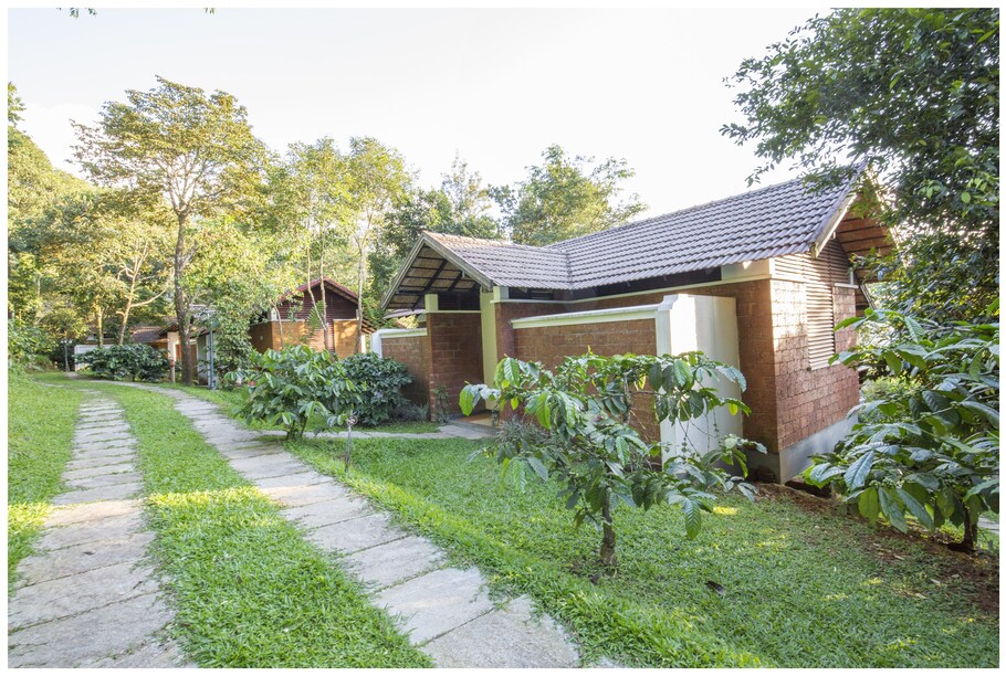 Vythiri Mist Resort 𝗕𝗢𝗢𝗞 Wayanad Resort 𝘄𝗶𝘁𝗵 ₹𝟬 𝗣𝗔𝗬𝗠𝗘𝗡𝗧