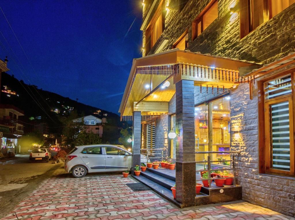 Photos of Hotel Swastik Grand - Hotel in Manali