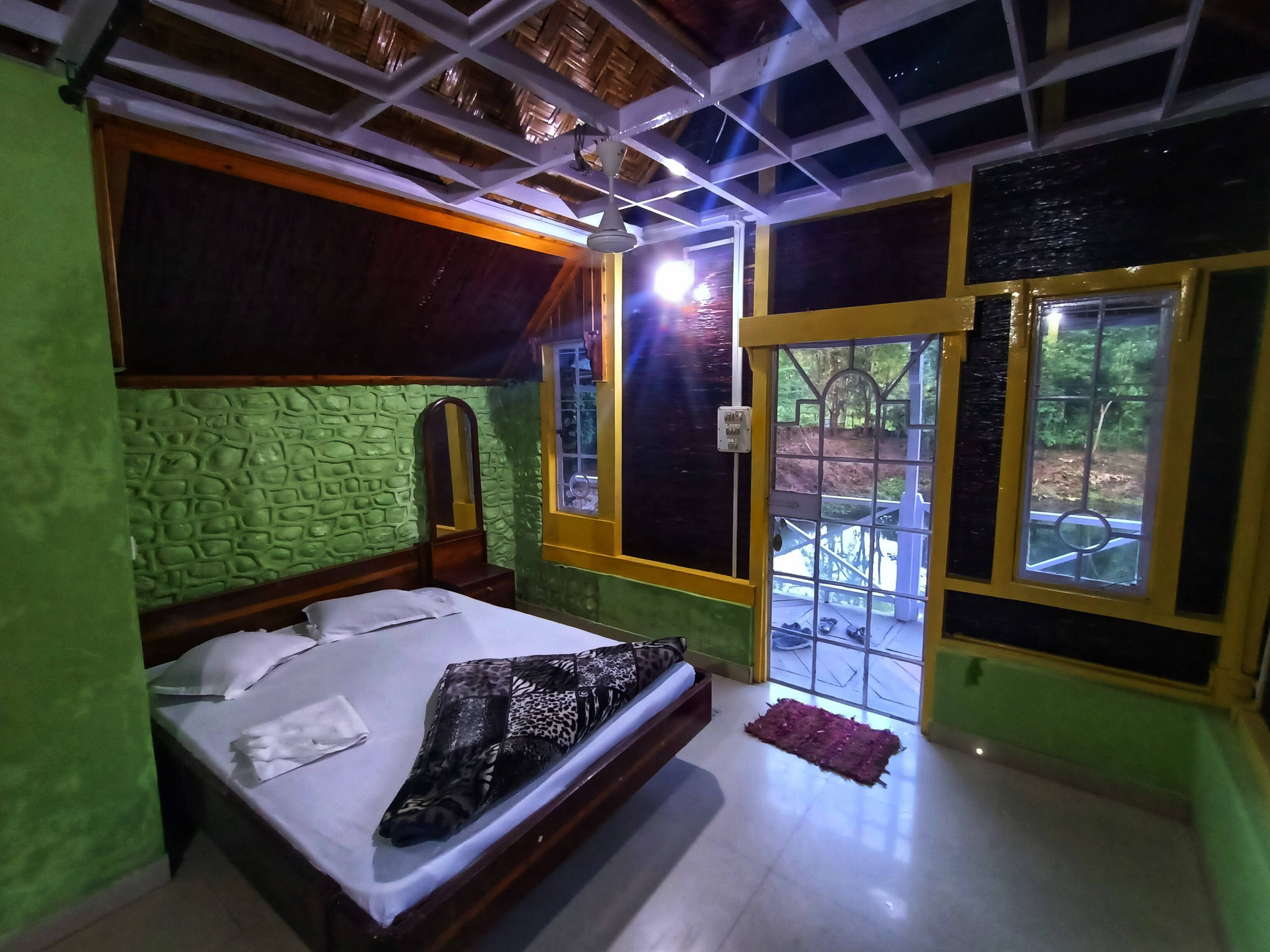 Silver Ridge Resort 𝗕𝗢𝗢𝗞 Lataguri Resort 𝘄𝗶𝘁𝗵 𝗙𝗥𝗘𝗘 𝗖𝗮𝗻𝗰𝗲𝗹𝗹𝗮𝘁𝗶𝗼𝗻