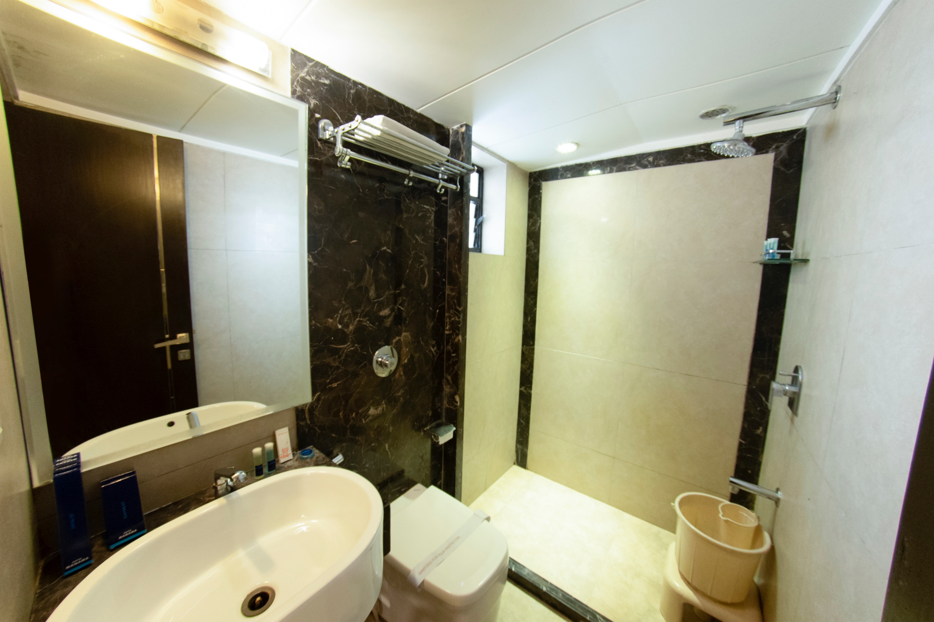 Hotel Manama Mumbai INR 843 OFF ( ̶2̶5̶5̶0̶ ) Hotel Price, Address ...