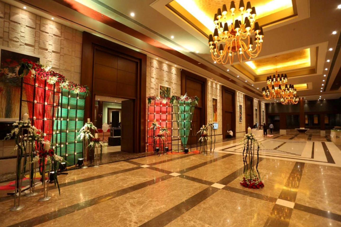 Sheraton Grand Palace Indore Indore Hotel Price, Address & Reviews