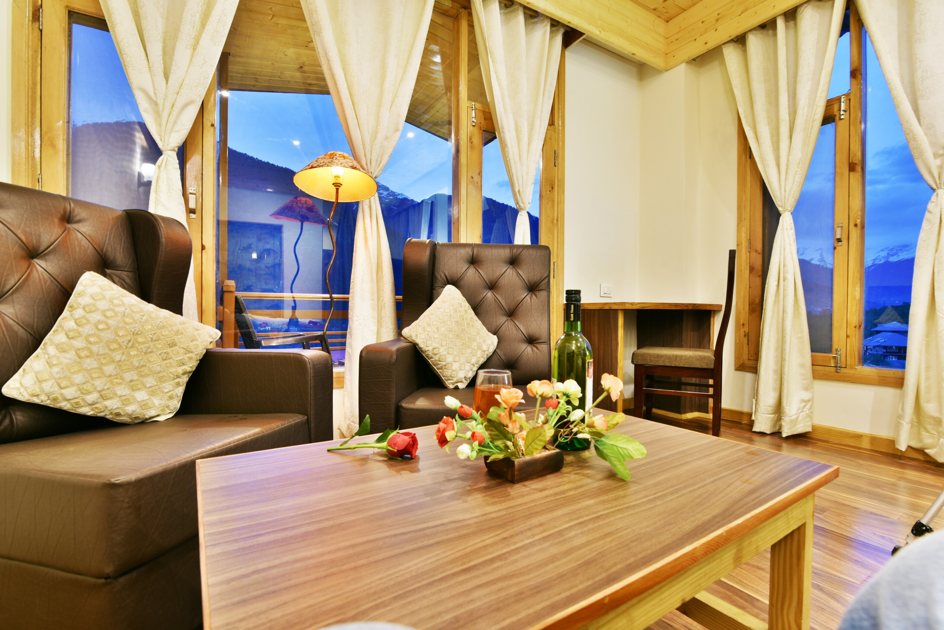 Mars Resorts Best Rates on Manali Hotel Deals, Reviews & Photos