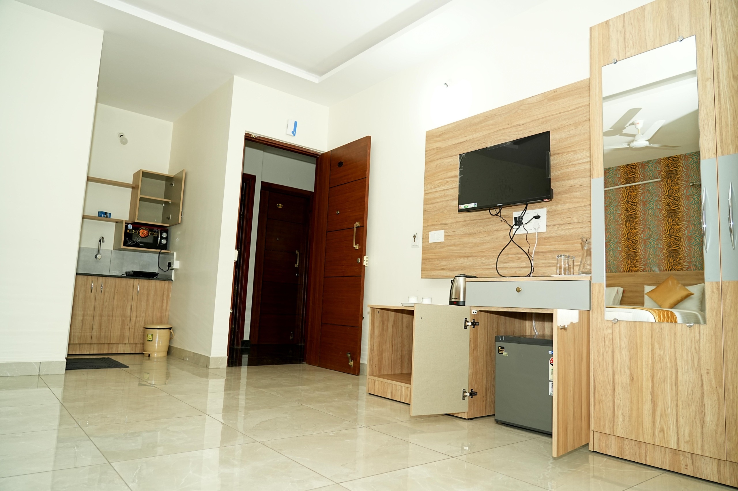 Sweet Crystal Homes CV Raman Nagar Hotel Bangalore - Reviews, Photos ...