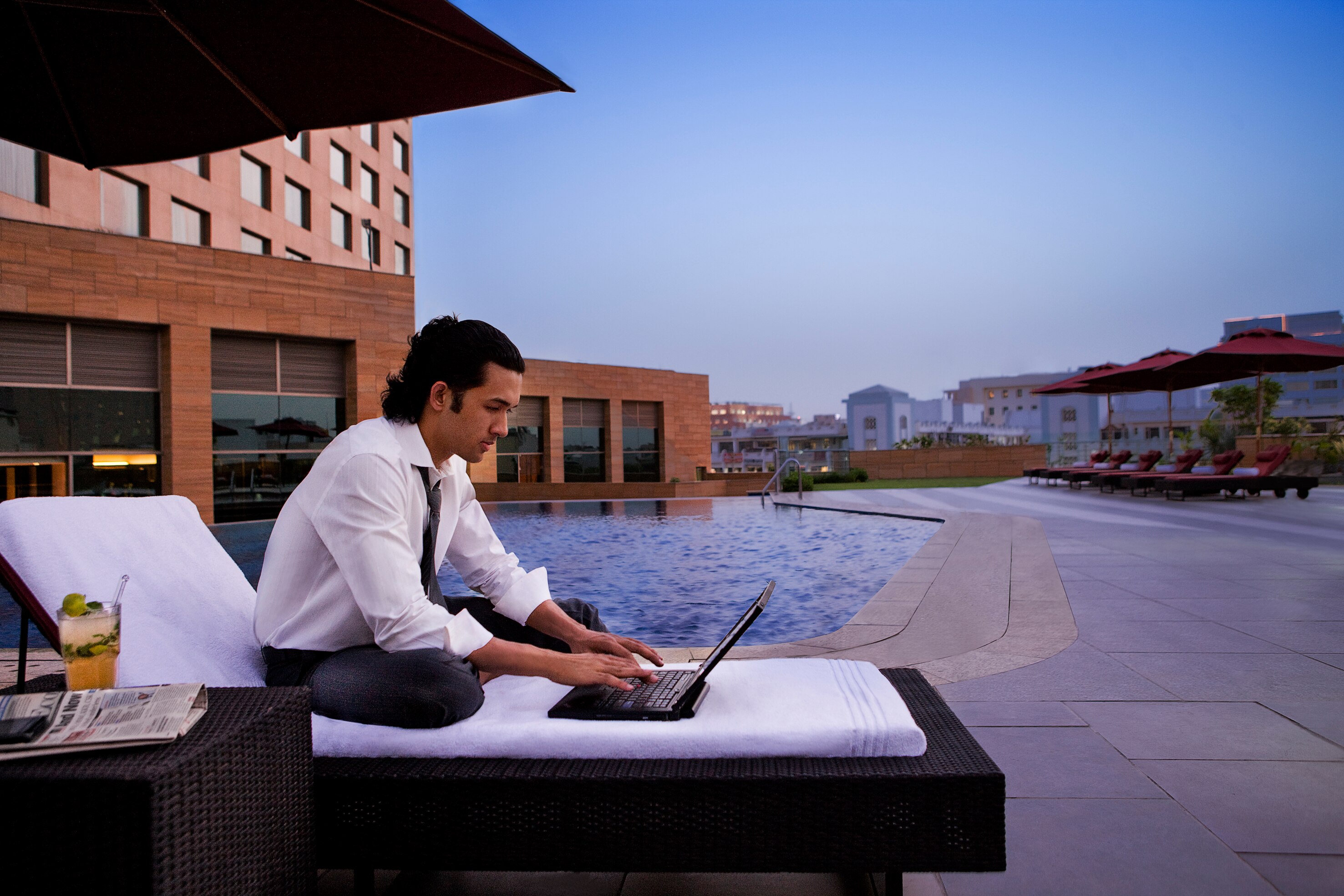 Courtyard by Marriott Gurugram Downtown, Gurgaon Best Rates on Gurgaon ...