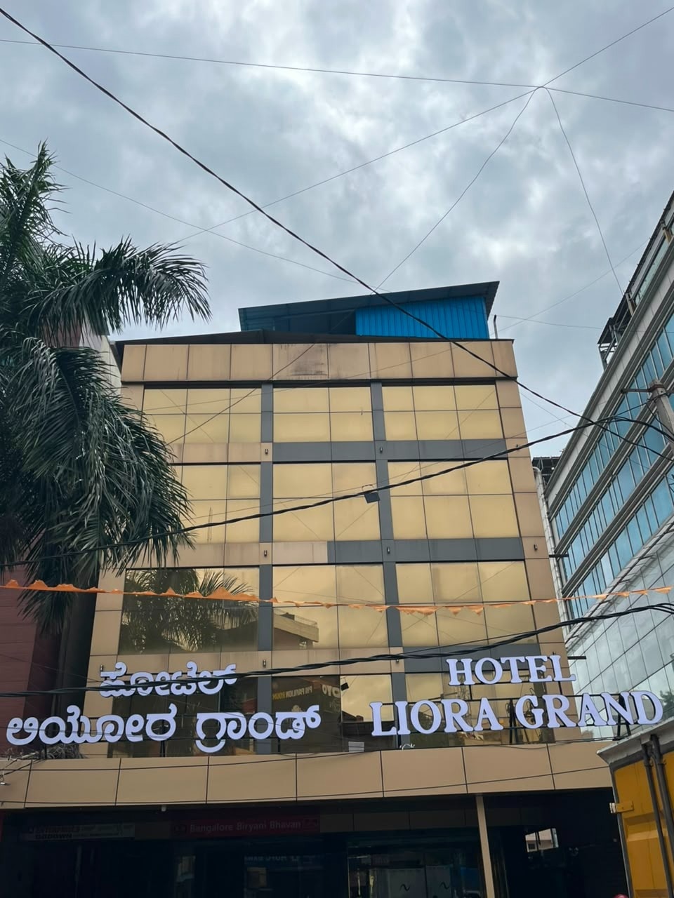 Hotel Liora Grand 𝗕𝗢𝗢𝗞 Bangalore Hotel