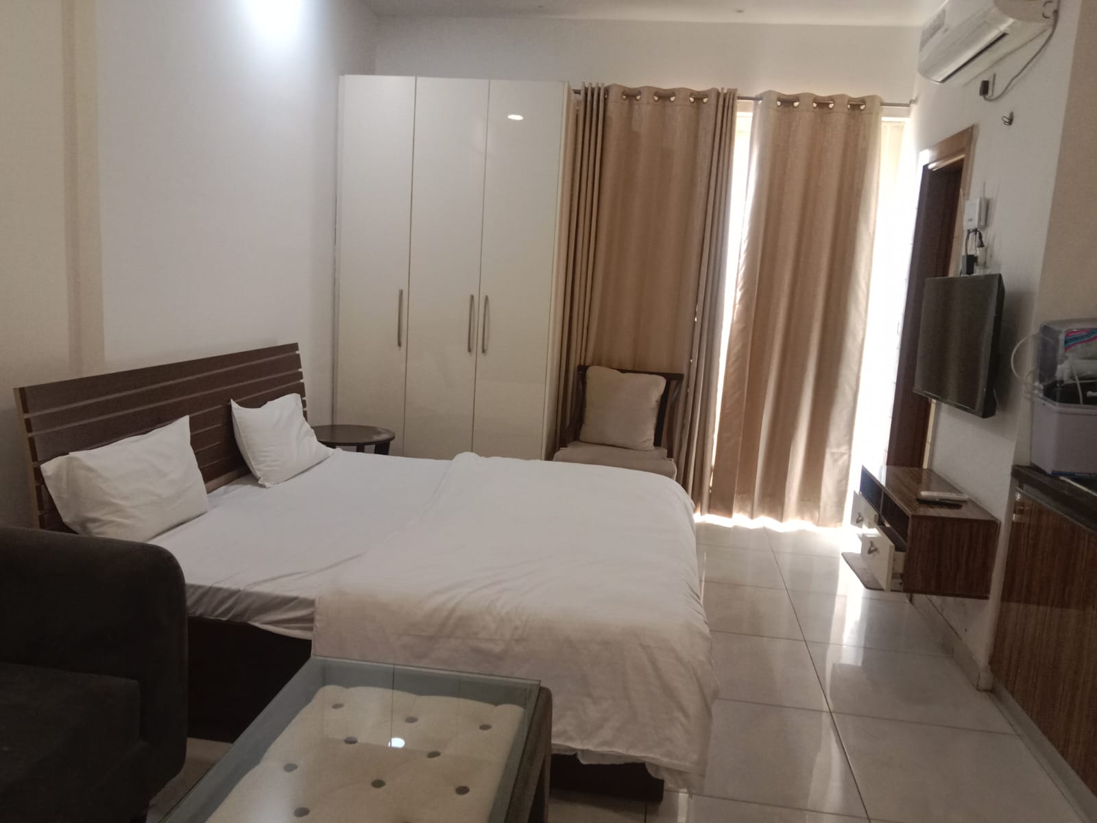 supertech north eye 𝗕𝗢𝗢𝗞 Noida Apartment