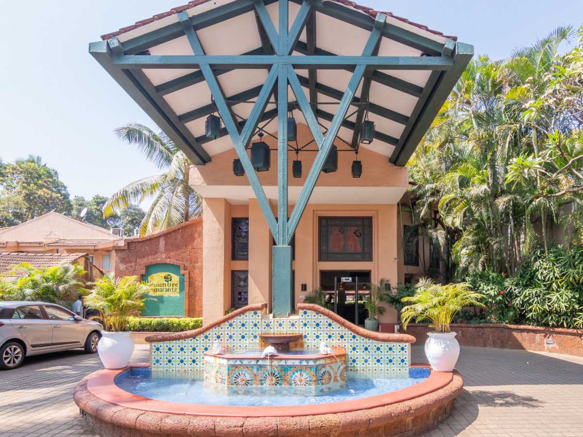 Lemon Tree Amarante Beach Resort Best Rates on Goa Hotel Deals, Reviews ...