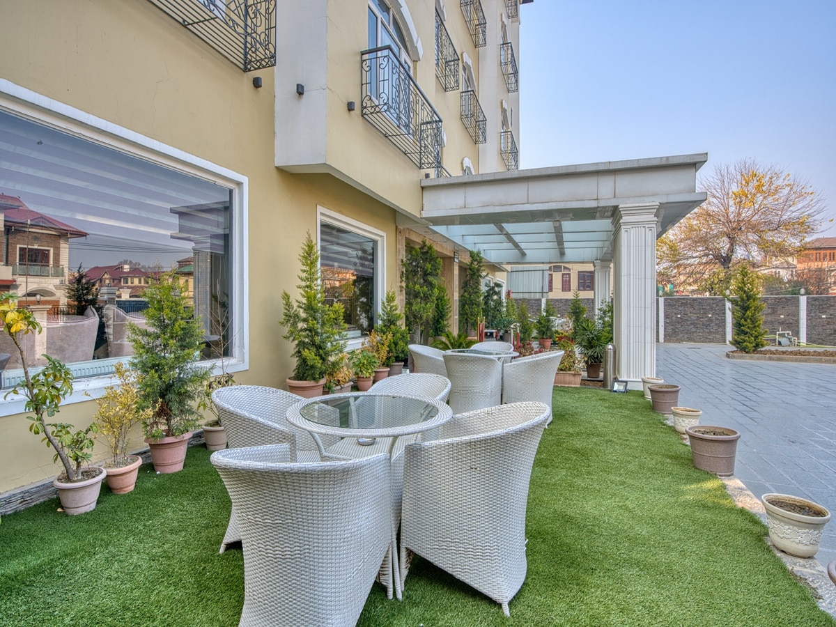 Hotel Palm Spring Srinagar - Reviews, Photos & Offer