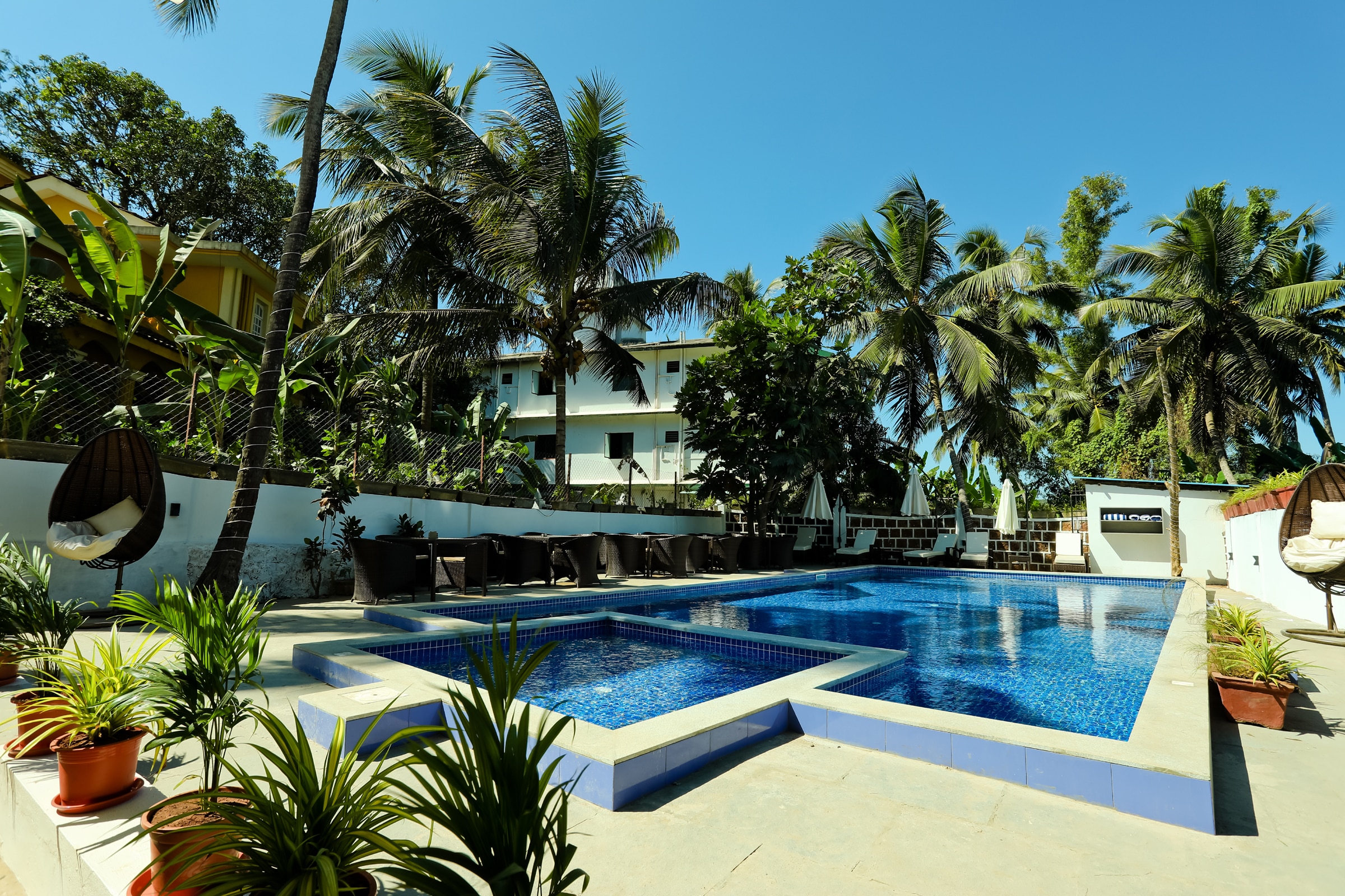 AMARA GRAND BAGA Best Rates on Goa Hotel Deals, Reviews & Photos