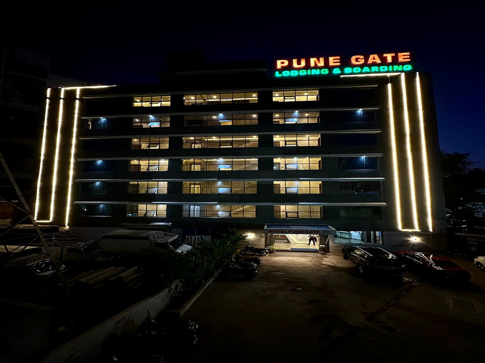 Hotel Pune Gate Narhe, Pune 𝗕𝗢𝗢𝗞 Pune Hotel 𝘄𝗶𝘁𝗵 𝗙𝗥𝗘𝗘 𝗖𝗮𝗻𝗰𝗲𝗹𝗹𝗮𝘁𝗶𝗼𝗻
