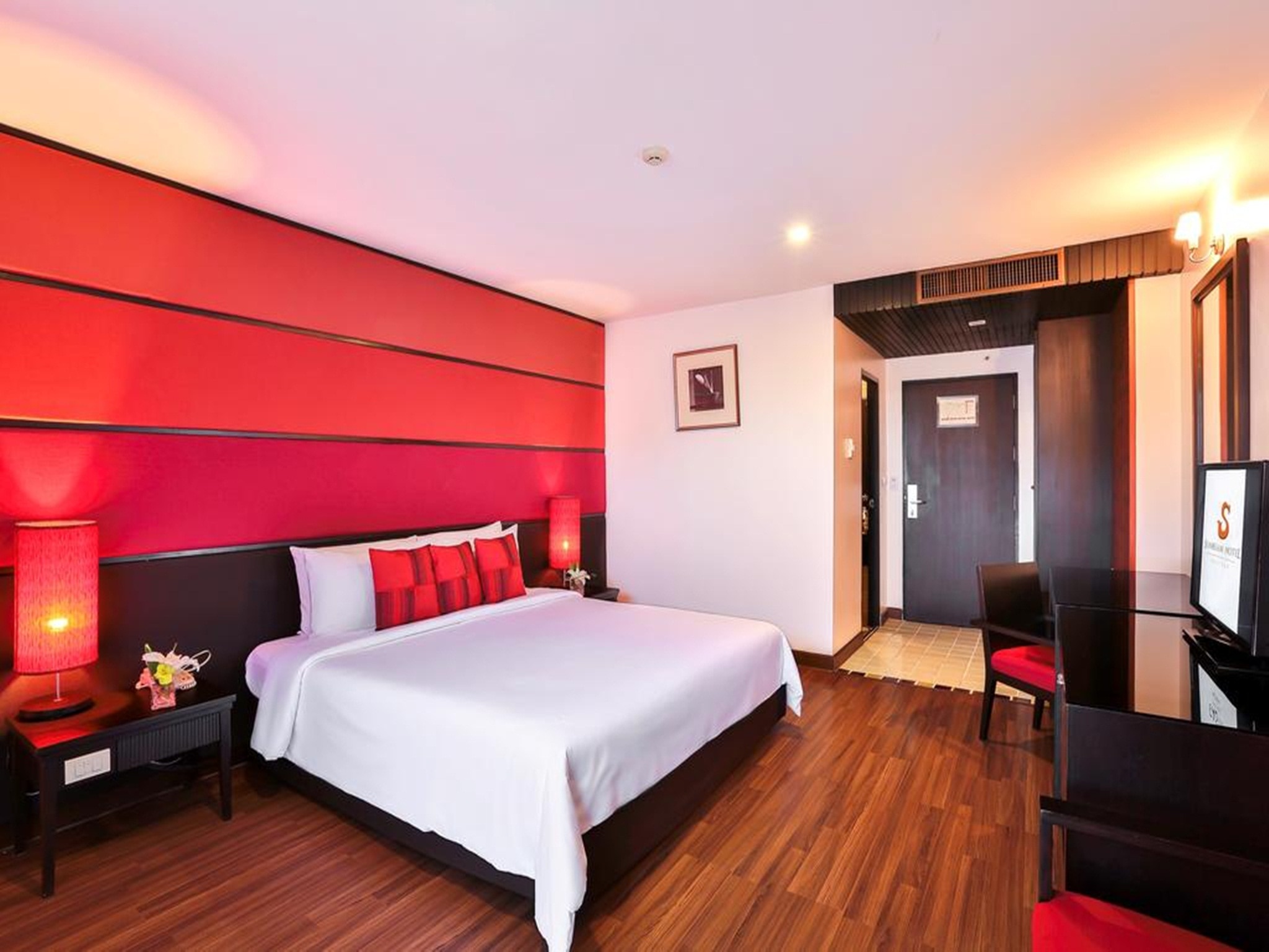 Sunbeam Hotel Pattaya, Pattaya Hotel Price, Address & Reviews