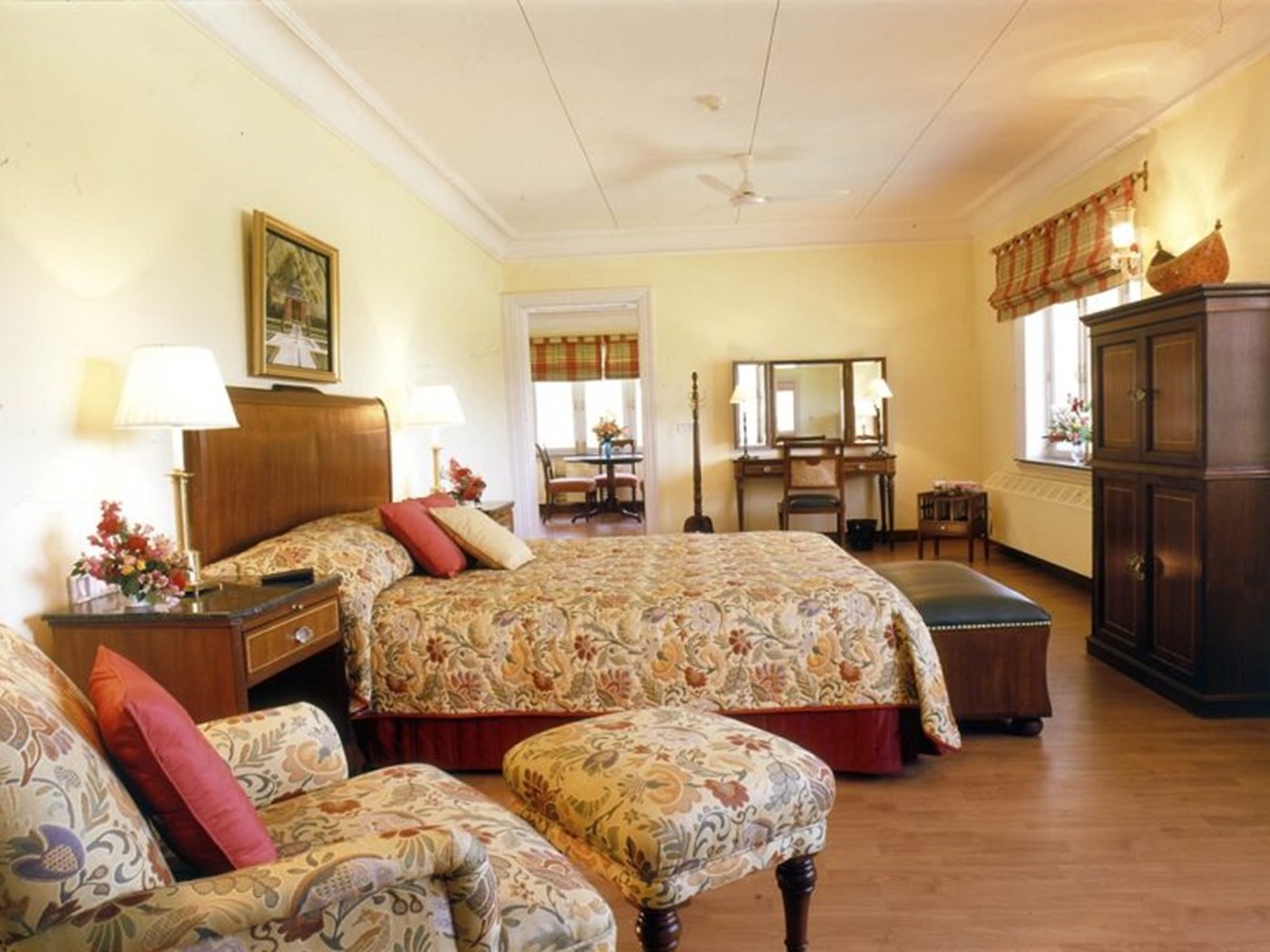 The LaLit Grand Palace Srinagar Hotel Srinagar - Reviews, Photos & Offer