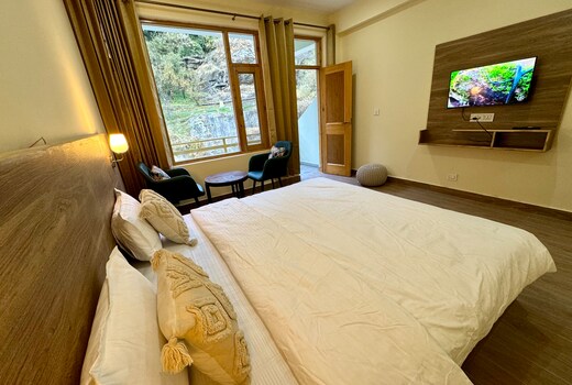 The Himalayan Stories ๐๐ข๐ข๐ Manali Lodge ๐๐ถ๐๐ต โน๐ฌ ๐ฃ๐๐ฌ๐ ๐๐ก๐ง