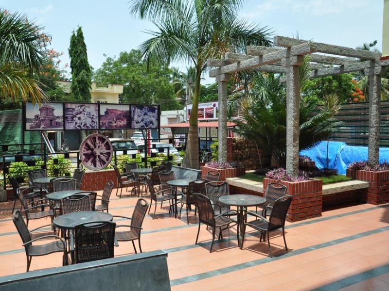 Hotel Hampi International Hospet INR 340 OFF ( ̶2̶2̶0̶0̶ ) Hotel Price ...