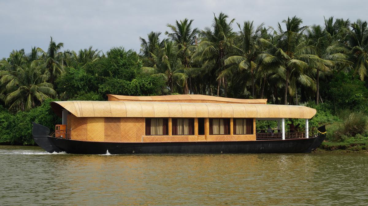 Sterling Palavelli Godavari Best Rates on Razole Hotel Deals, Reviews ...