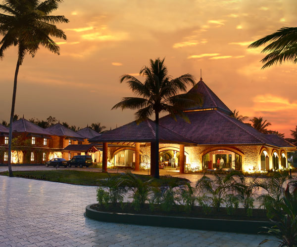 The Zuri Kumarakom, Kerala Resort & Spa Kumarakom - ( ̶1̶5̶0̶0̶0̶ ...