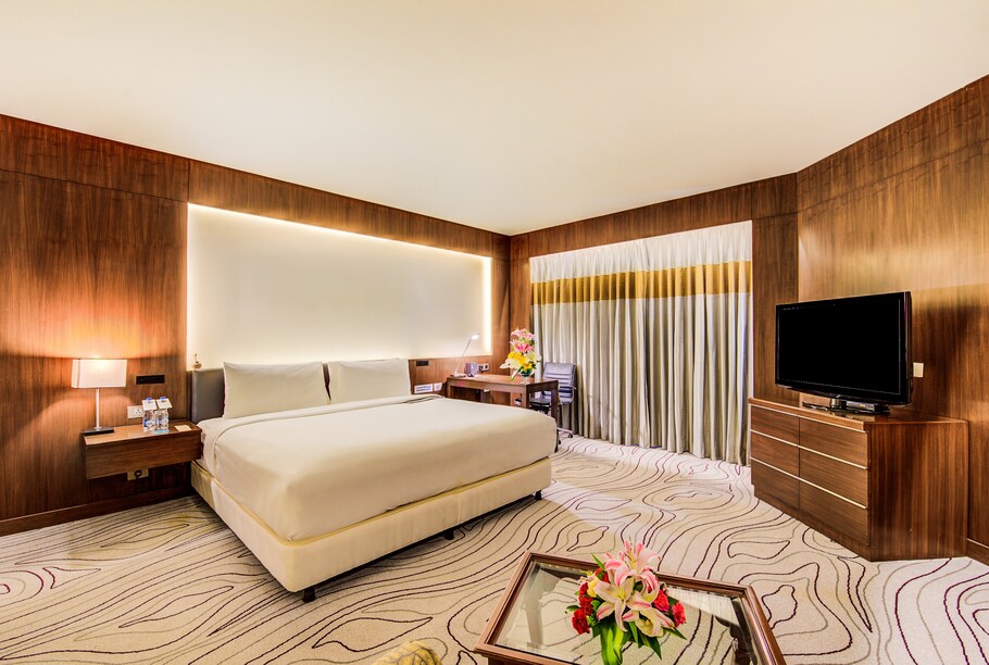 Le Royal Meridien Chennai Hotel Price Address Reviews le-royal-meridien-chennai-hotel-price-address-reviews