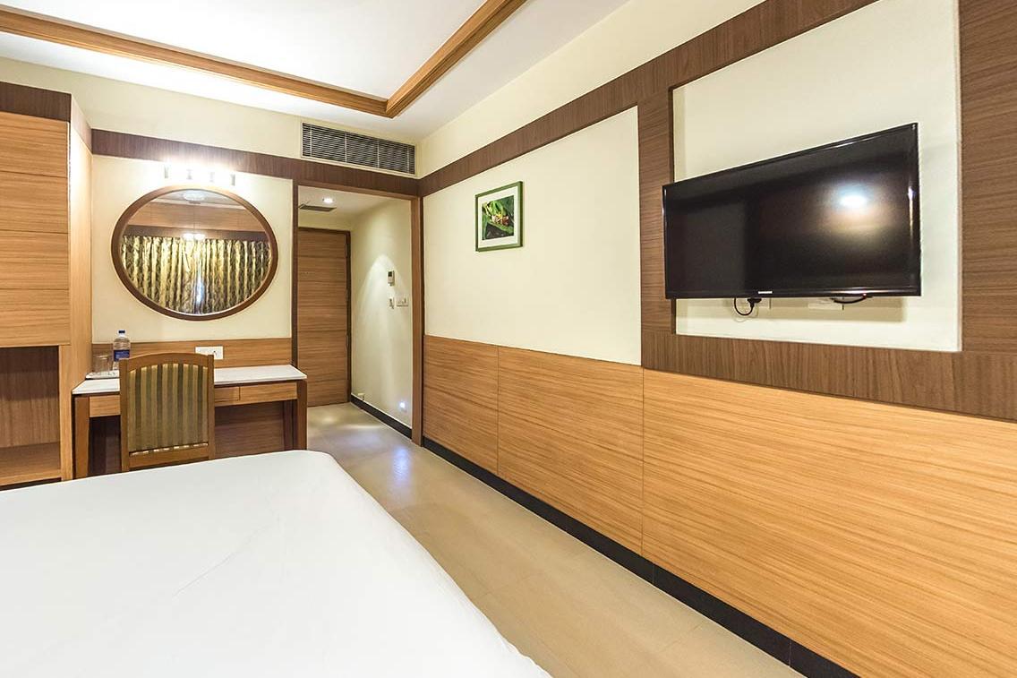 Hotel SMS Grand Inn Vellore - Reviews, Photos & Offer