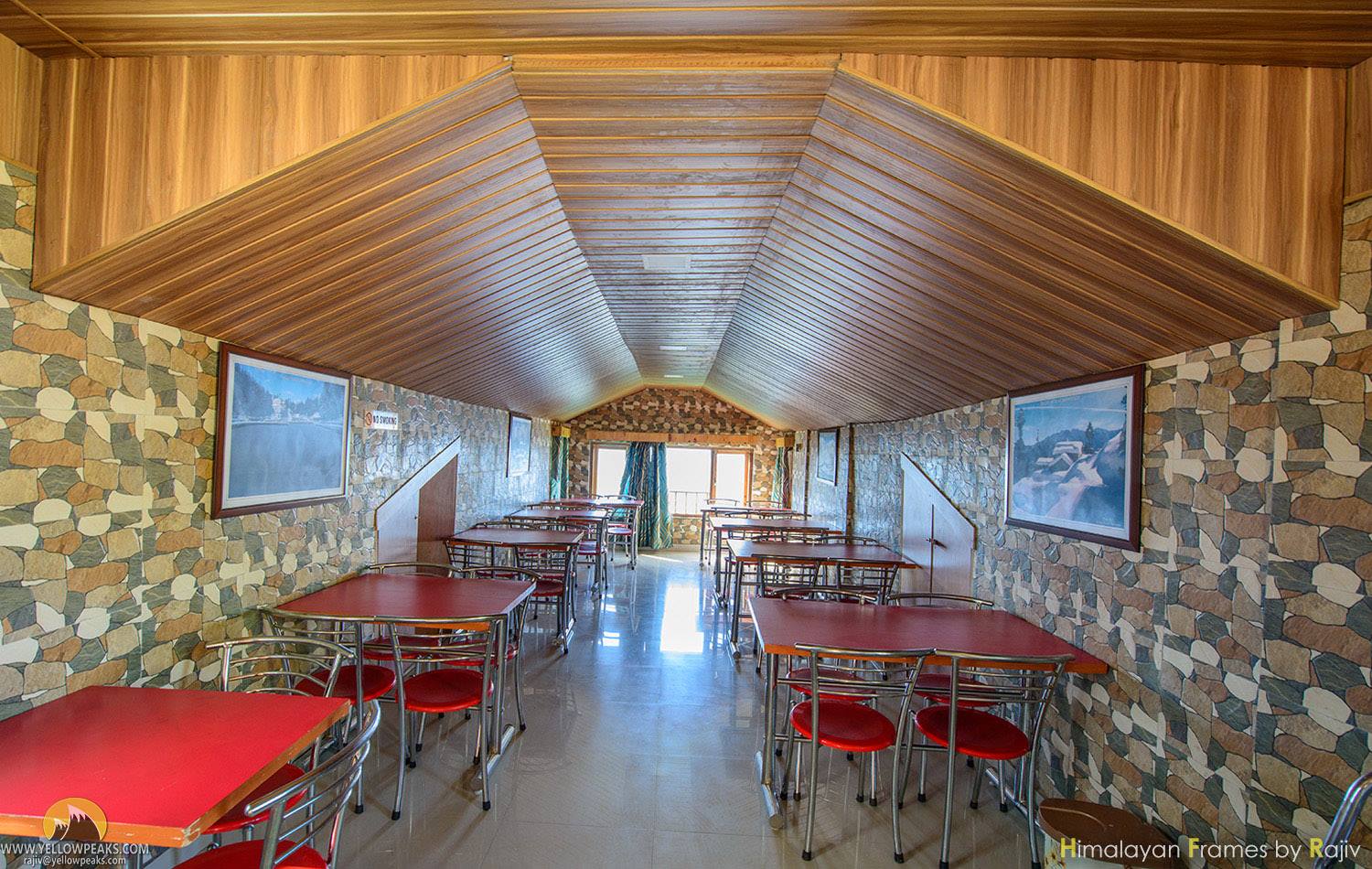 Hotel SnowFlake | Narkanda Hotel BOOK @ ₹1