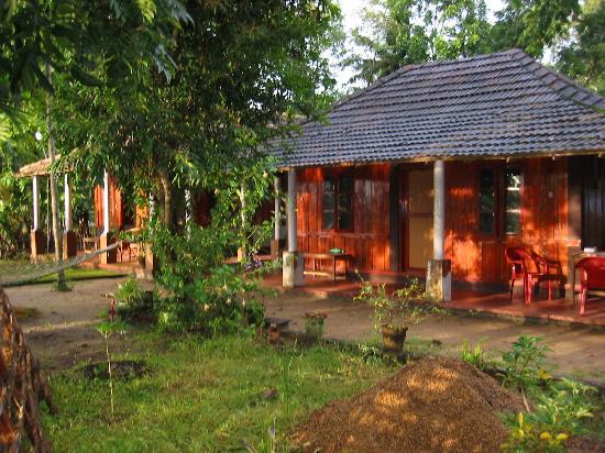 Riverside Retreat homestay(16 KM From Alleppey) 𝗕𝗢𝗢𝗞 Alleppey Homestay