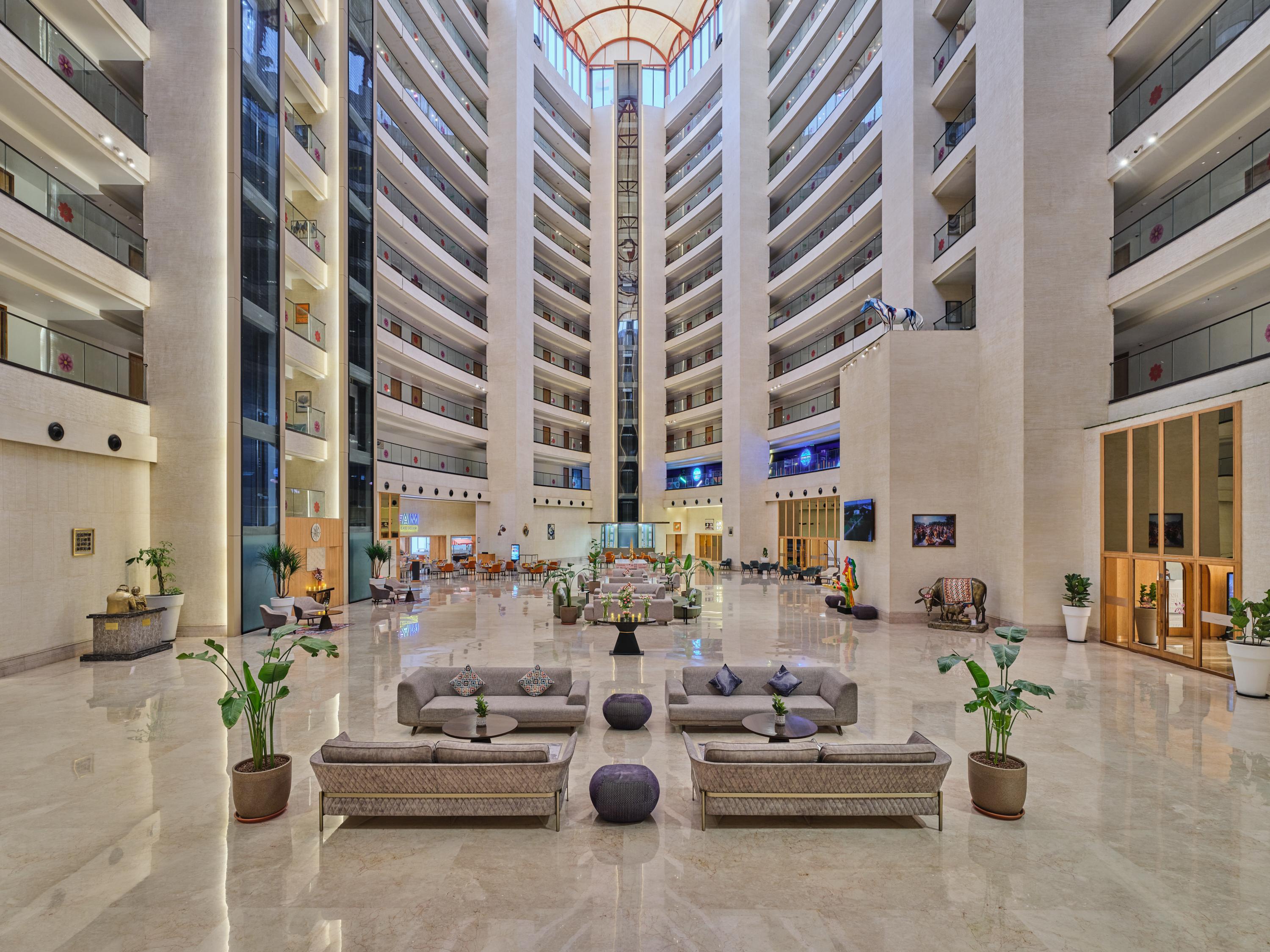 Regenta The World Surat 𝗕𝗢𝗢𝗞 Surat Hotel