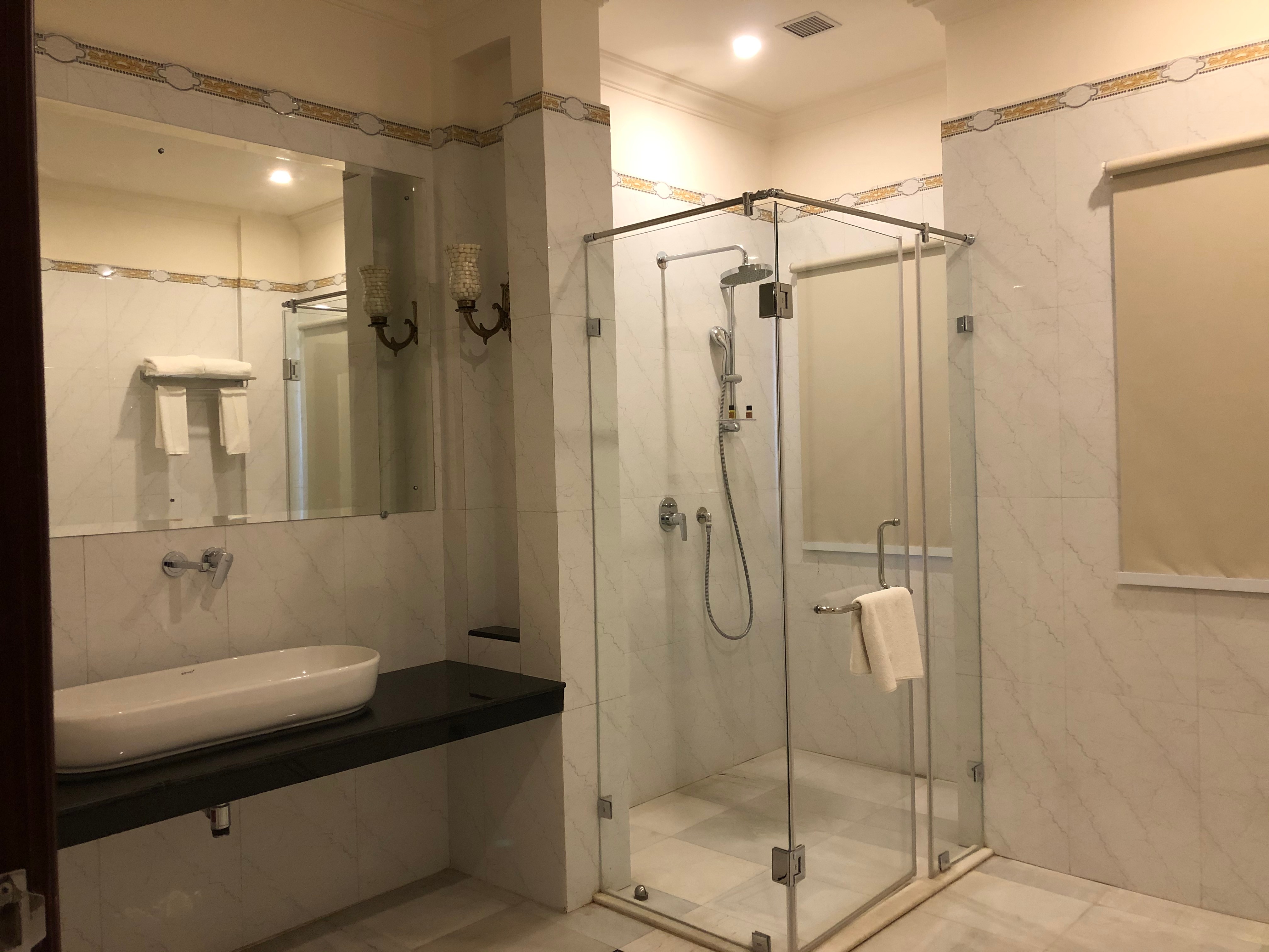 Hotel Raj Bagh Palace Jaipur 𝗕𝗢𝗢𝗞 Jaipur Resort 𝘄𝗶𝘁𝗵 𝗙𝗥𝗘𝗘 𝗖𝗮𝗻𝗰𝗲𝗹𝗹𝗮𝘁𝗶𝗼𝗻