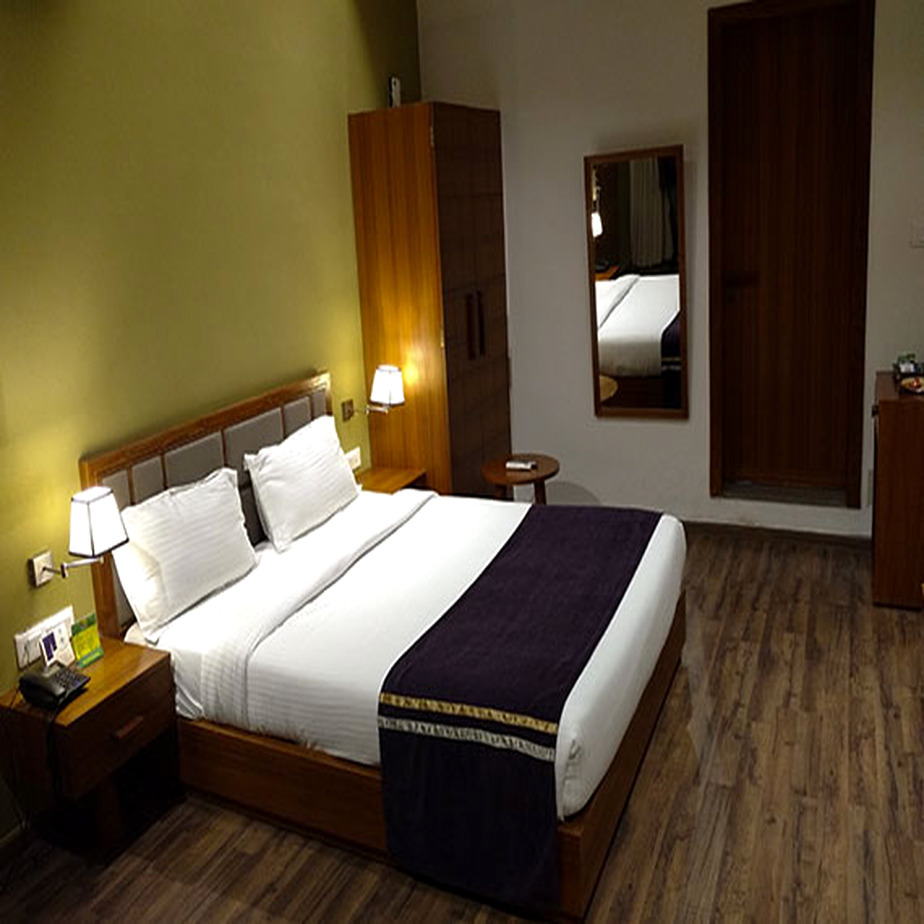 100 ACRES CLUB Resort Sanand - Reviews, Photos & Offer