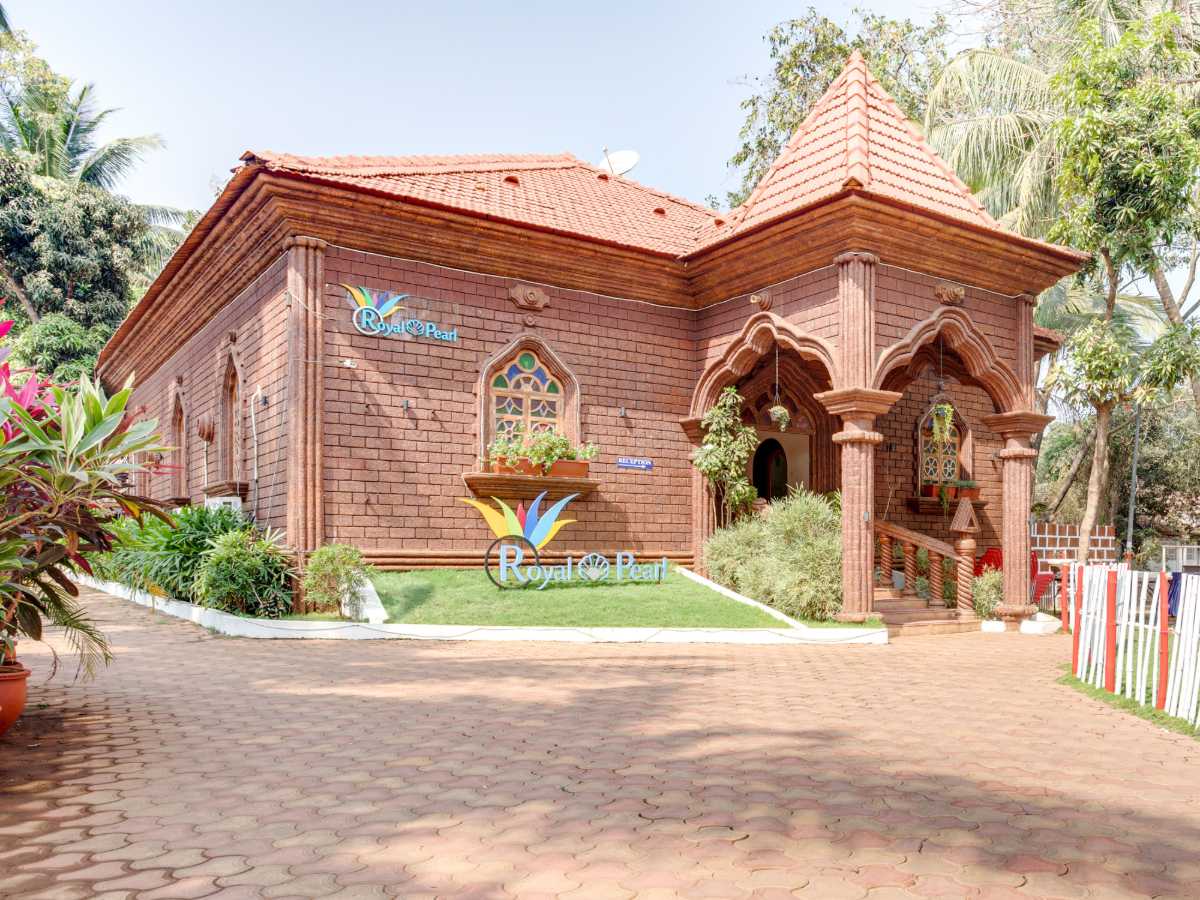 The Byke Royal Pearl Anjuna Best Rates on Goa Hotel Deals, Reviews & Photos