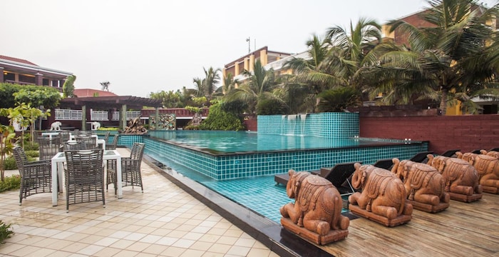 MAYFAIR HERITAGE Puri, Puri - Get Upto 70% OFF on Hotels