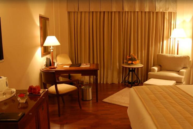 Radisson Hotel Varanasi Best Rates on Varanasi Hotel Deals, Reviews ...